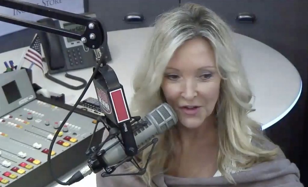 Fox News passes off radio host Amy Jacobson as merely ‘Chicago parent ...