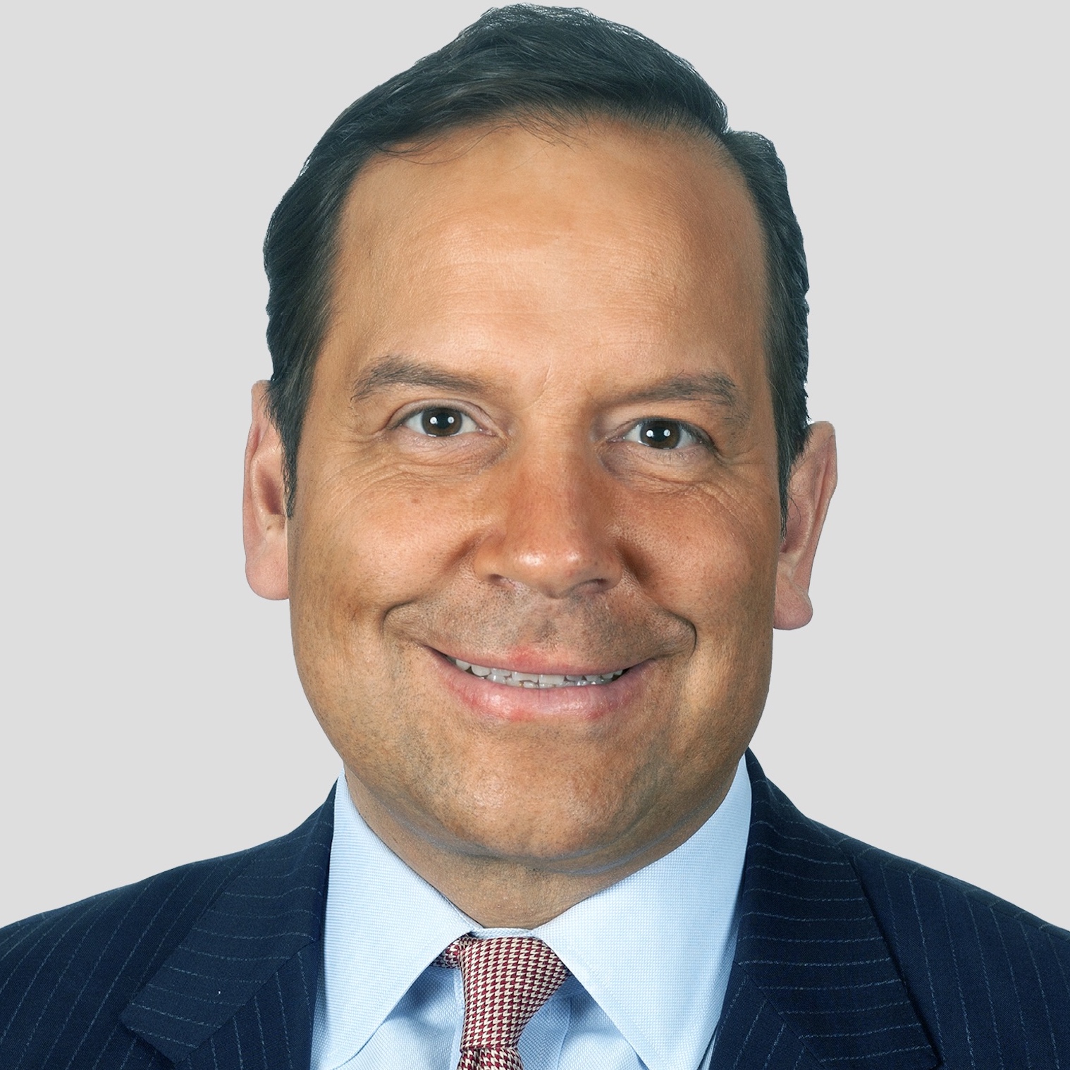 Onetime listener Shaun Thompson moves up to afternoon host at WIND ...