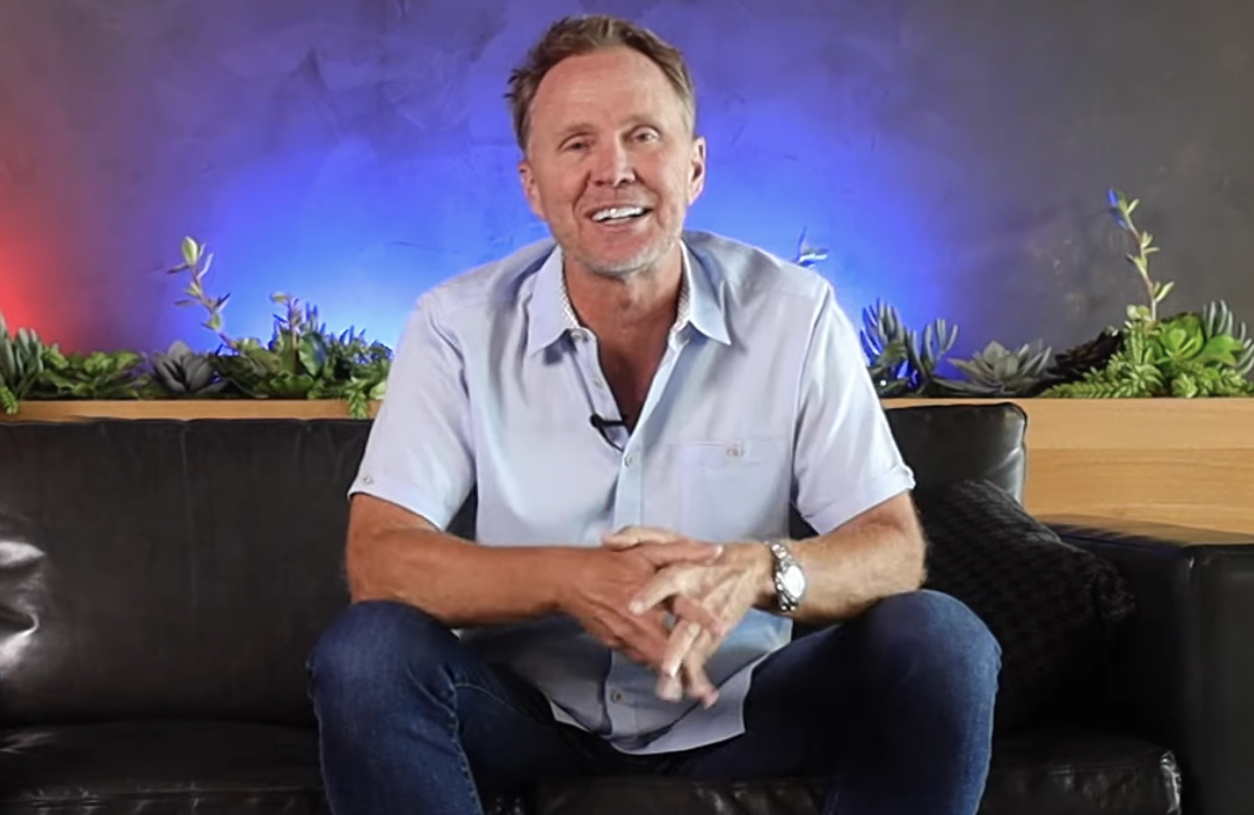 Radio silence from The Mix on what’s next for Eric Ferguson | Robert Feder