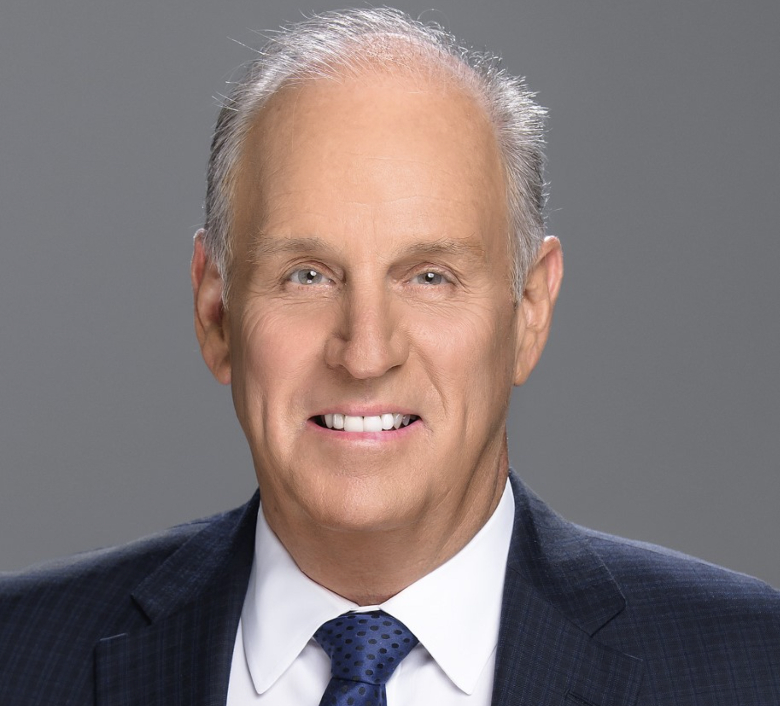 WGN sports anchor Dan Roan sets May 26 retirement date | Robert Feder