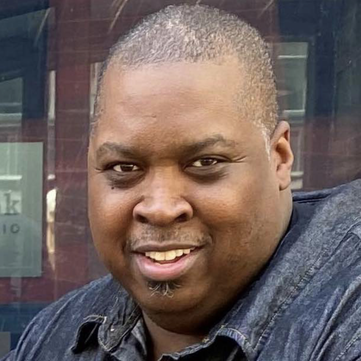 Robservations: Brad Edwards still ‘CBS 2’s biggest cheerleader’; IBEW ...